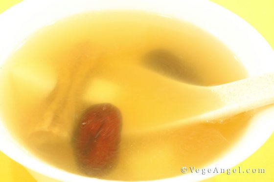 Vegetarian Recipe: Red Dates and Codonopsis Root Soup | Vege Angel