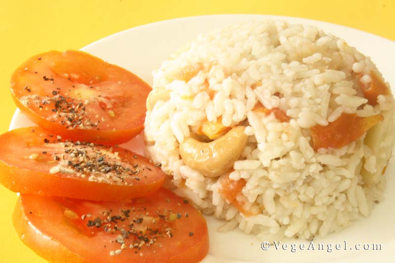 Vegetarian Recipe: Tomato, Potato and Cashew Nut Rice | Vege Angel