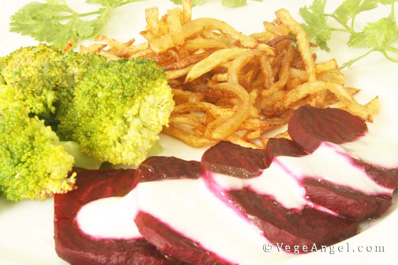 Vegetarian Recipe: Steamed Beetroot Served with Yogurt | Vege Angel