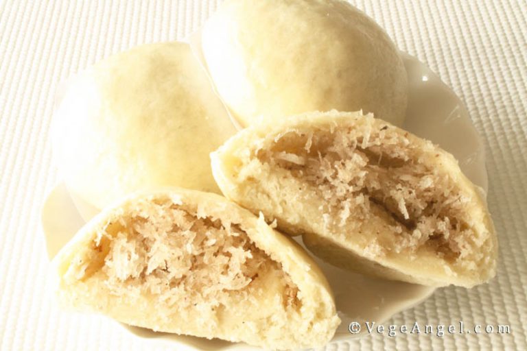 Vegetarian Recipe: Steamed Coconut Buns | Vege Angel