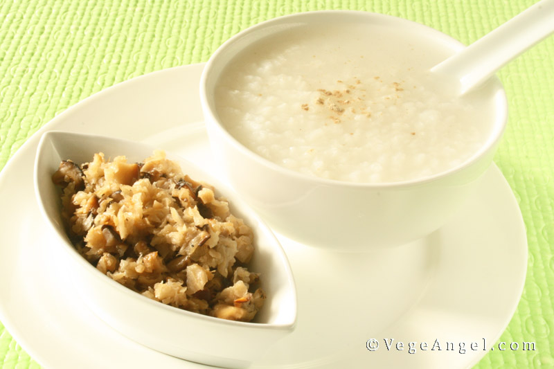 Vegan Recipe: Pure White Congee Served with Diced Turnip | Vege Angel
