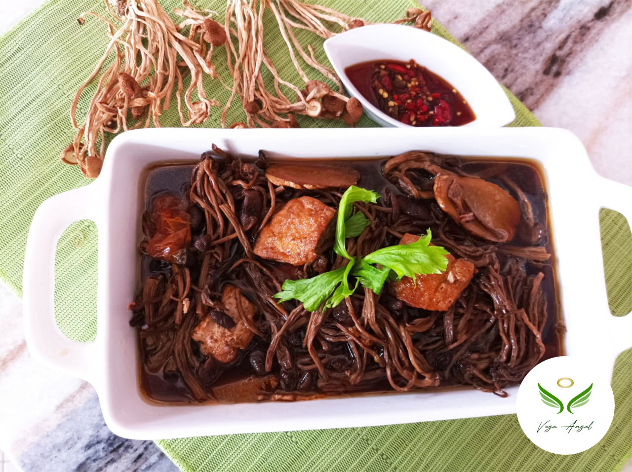 Vegan Recipe: Claypot Tea Tree Mushroom Simmered with Tofu and Tomatoes ...